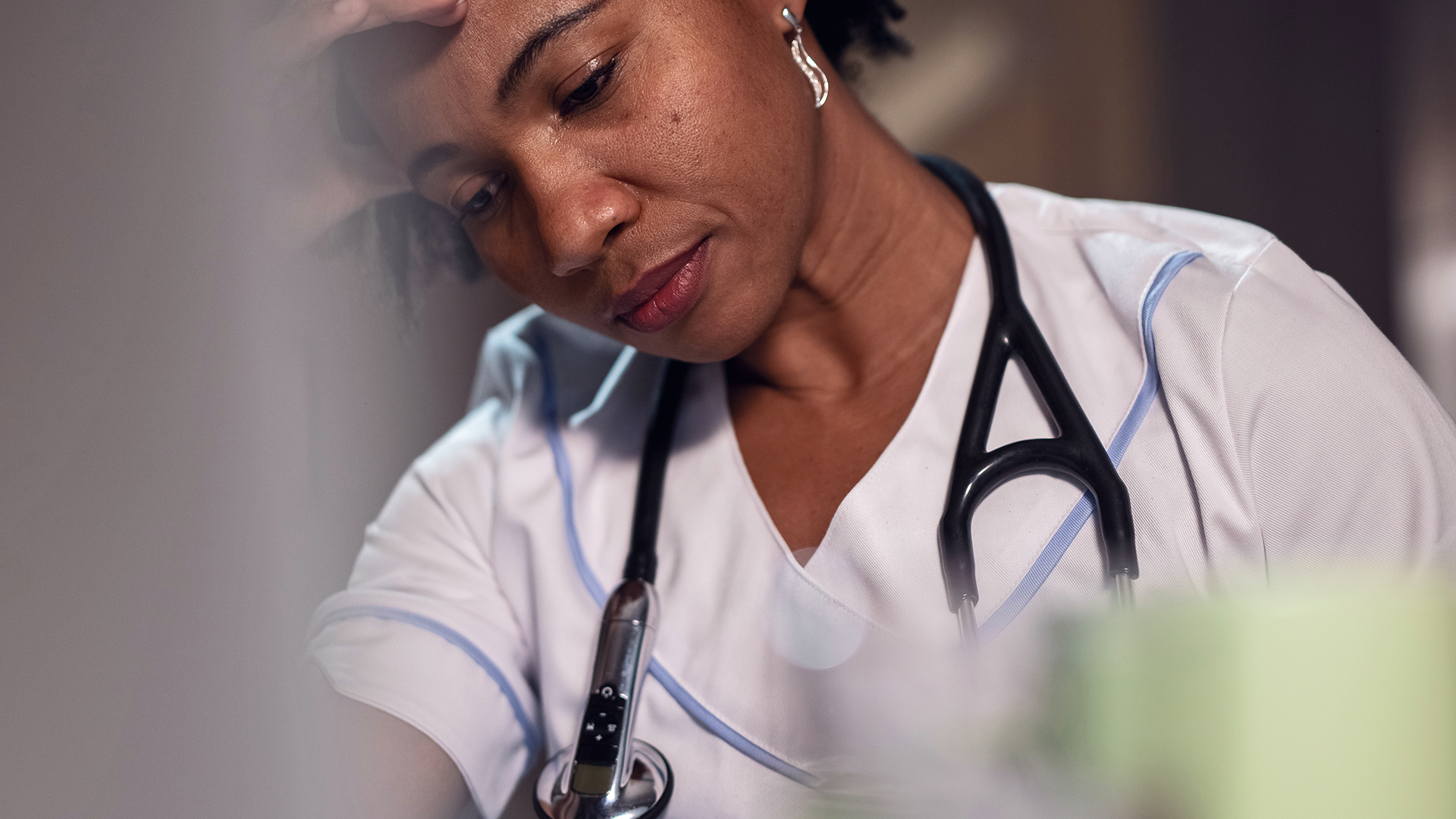 Why Do Medical Management Professionals Change Jobs? - CareNational